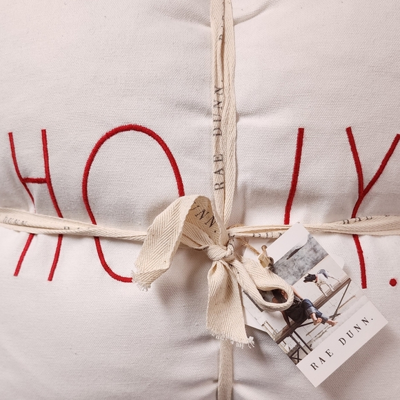 Rae Dunn | Accents | Nwt Rae Dunn Pillow Set Holly Jolly 818 | Poshmark